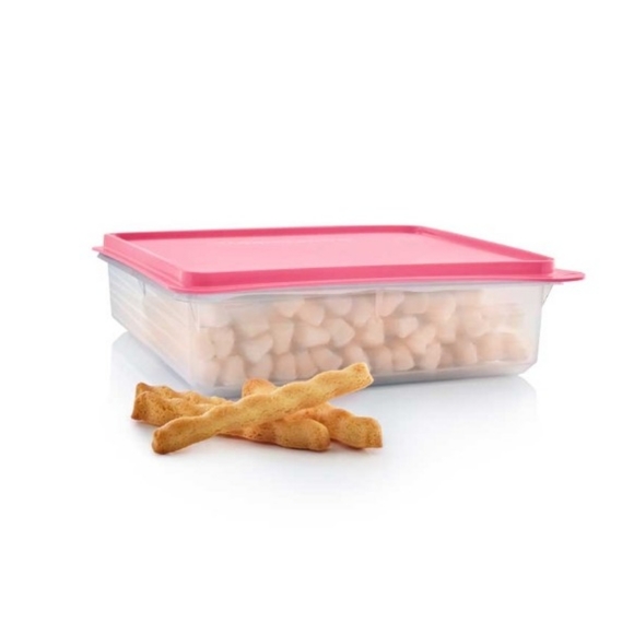 Tupperware | Kitchen | Tupperware Snack Stor Container | Poshmark